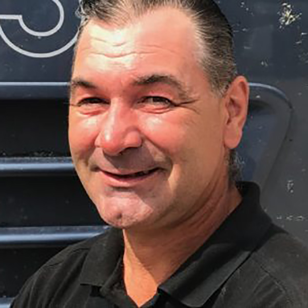 Kontakt/Medarbetare - Söderby Stuteri